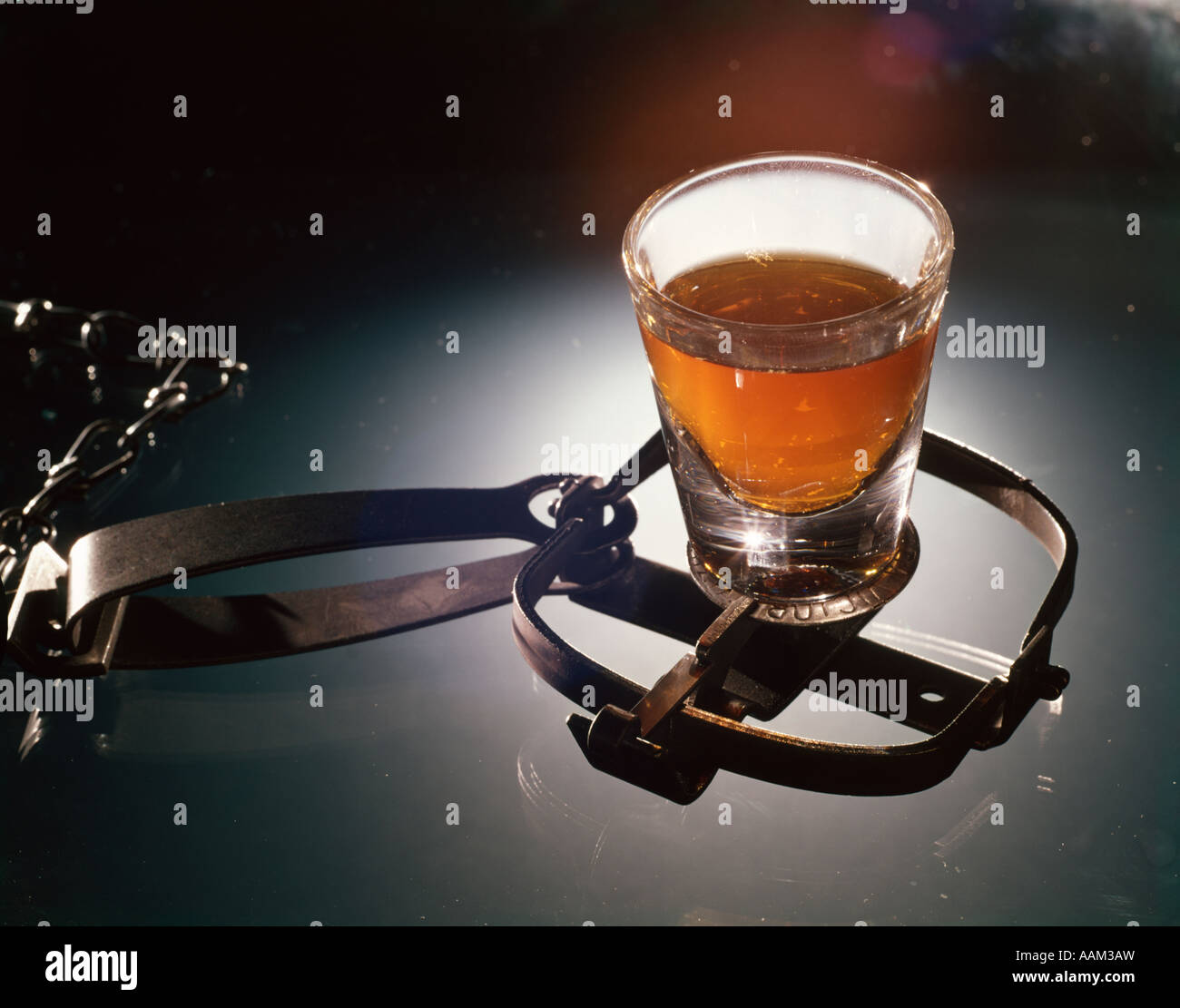 Old fashion trap hi-res stock photography and images - Alamy