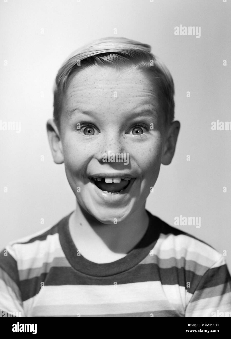 Exaggerated facial expression hi-res stock photography and images - Alamy