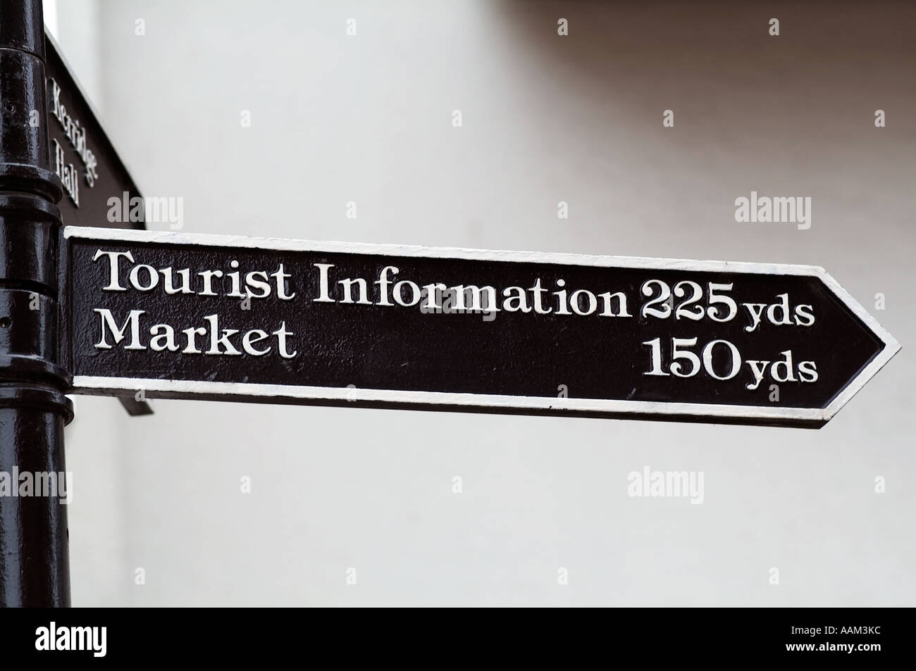 Tourist infomation sign hi-res stock photography and images - Alamy
