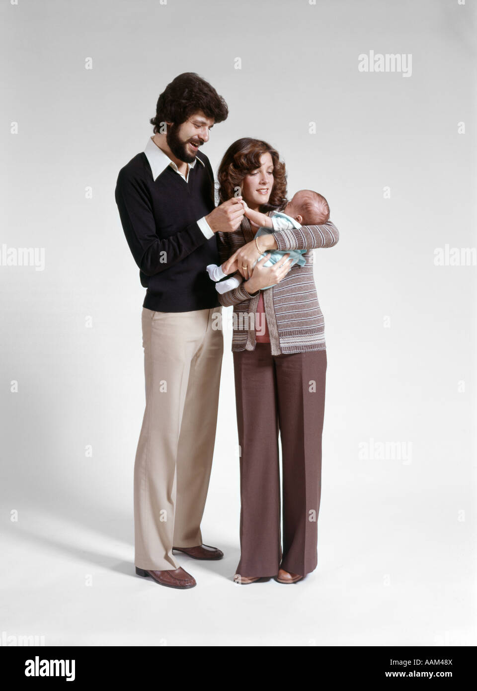 1970s Family Mother Father Boy Stock Photos & 1970s Family Mother ...
