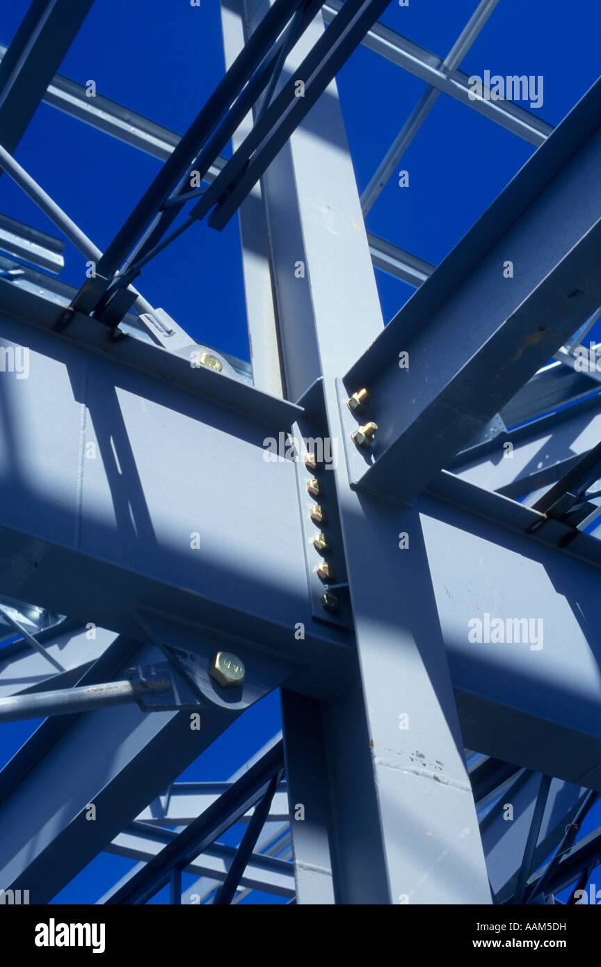 DETAIL OF STEEL BEAM CONSTRUCTION Stock Photo - Alamy