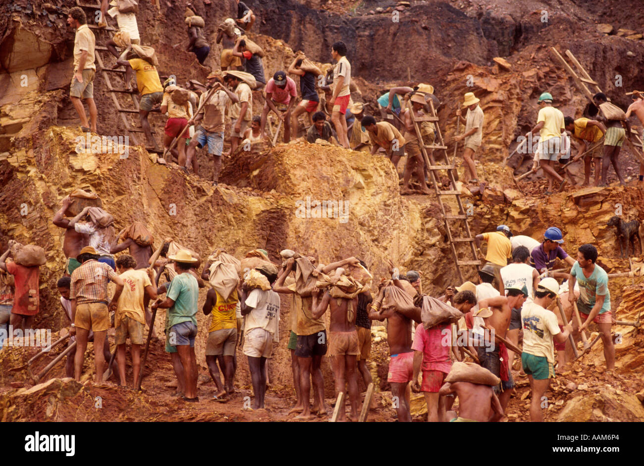 Gold seekers hi-res stock photography and images - Alamy