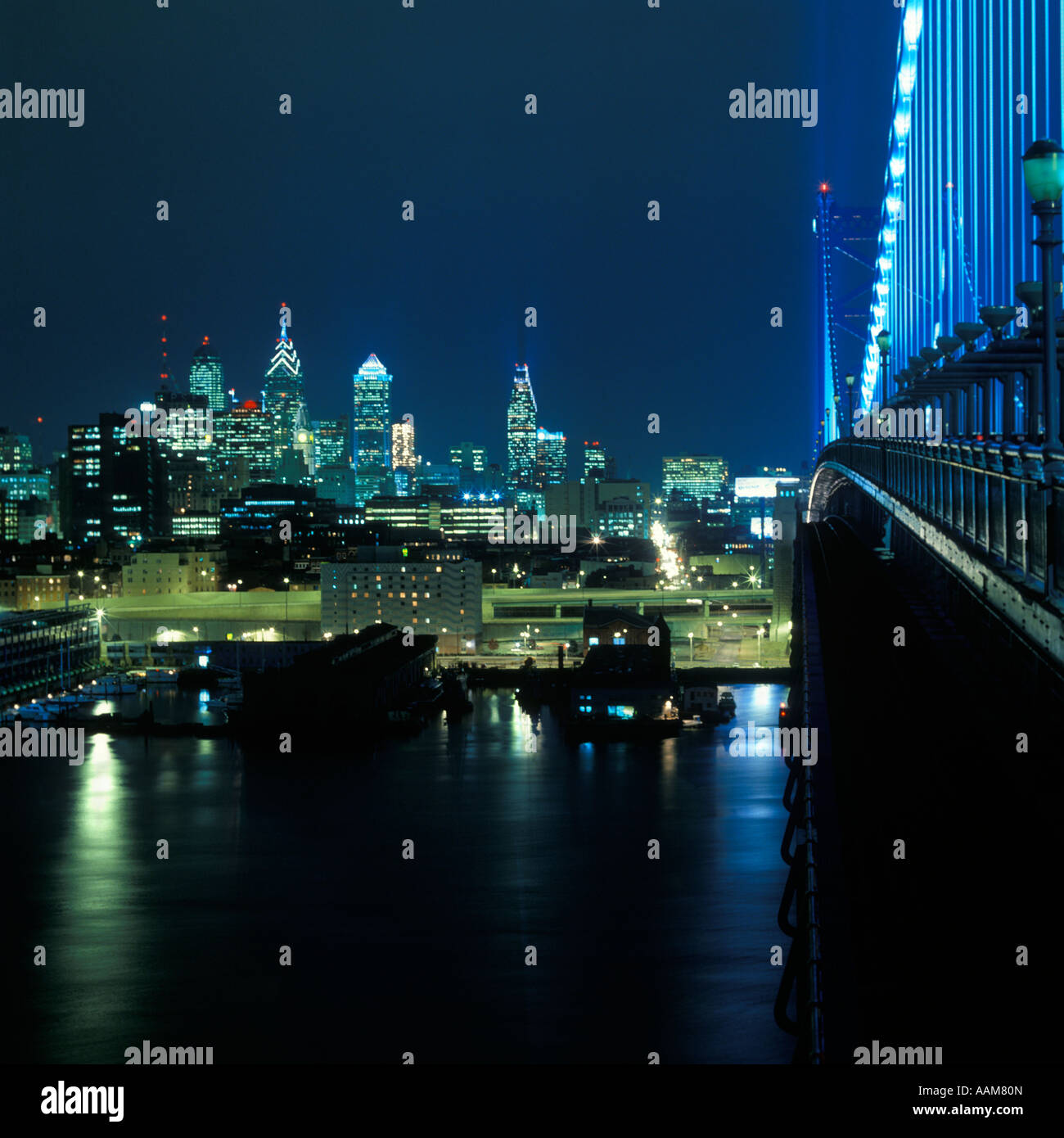 NIGHT SKYLINE FROM THE BEN FRANKLIN BRIDGE PHILADELPHIA PENNSYLVANIA ...