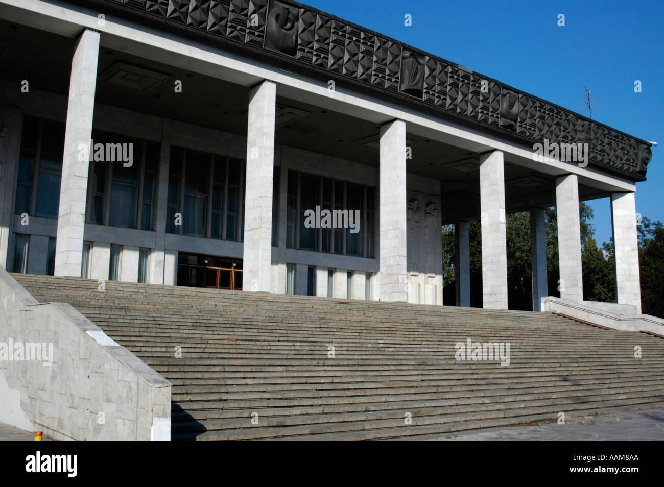 Chisinau, Bulevardul Stefan cel Mare, opera and ballet theatre Stock ...