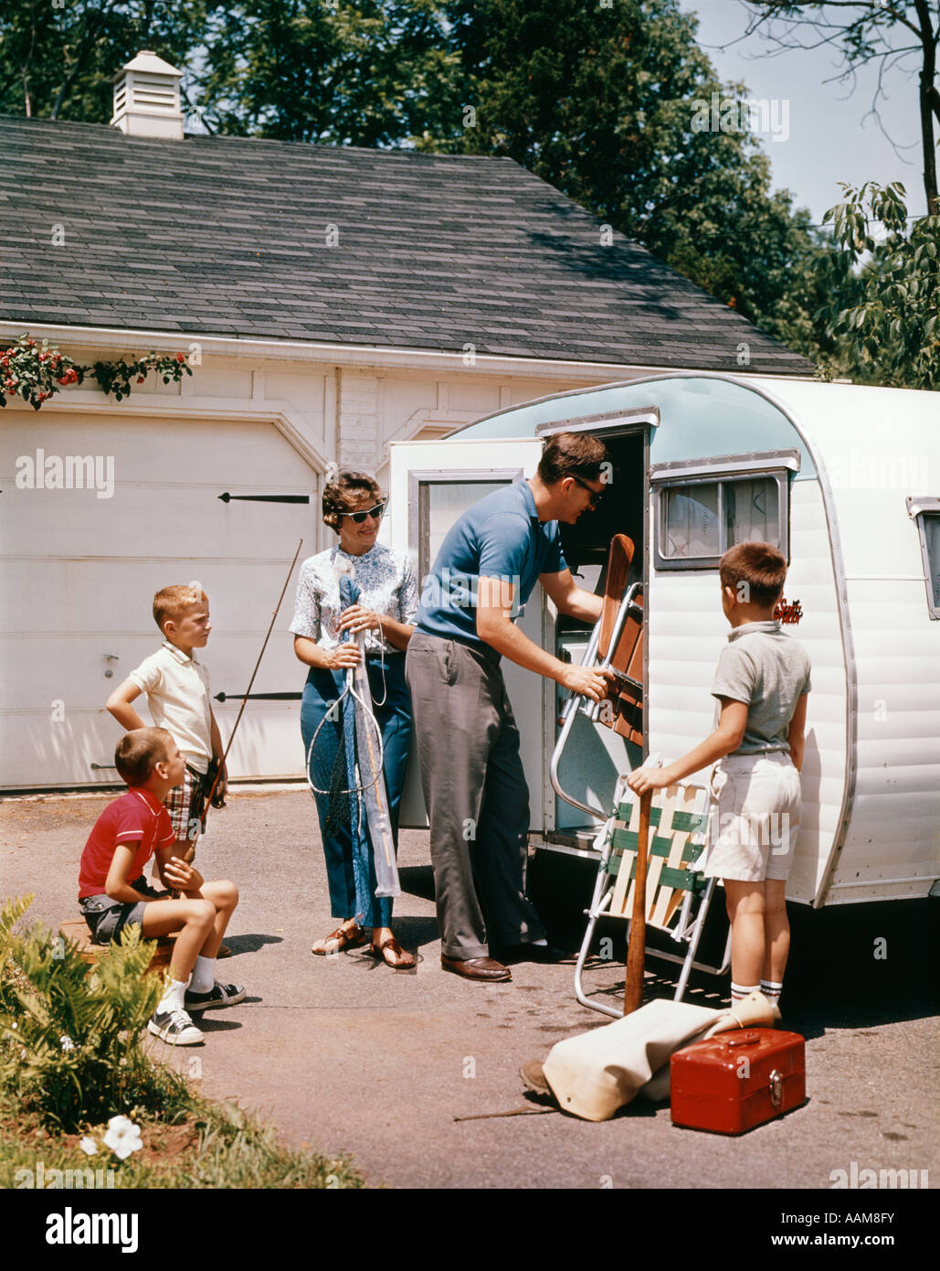 Camping 1960s hi-res stock photography and images - Alamy