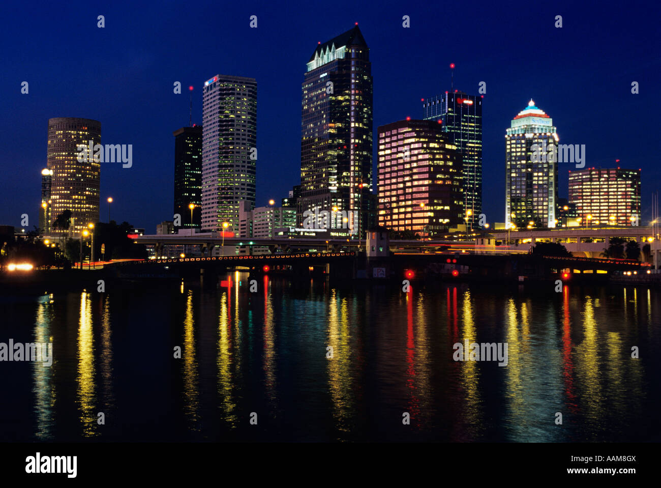 TAMPA FLORIDA DOWNTOWN SKYLINE AT NIGHT Stock Photo - Alamy