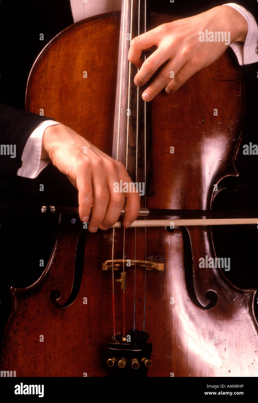 Inside cello music instrument hi-res stock photography and images - Alamy