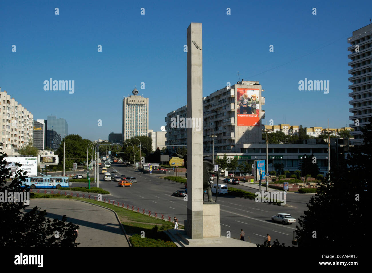 Chisinau, independence square, liberty monument Stock Photo - Alamy