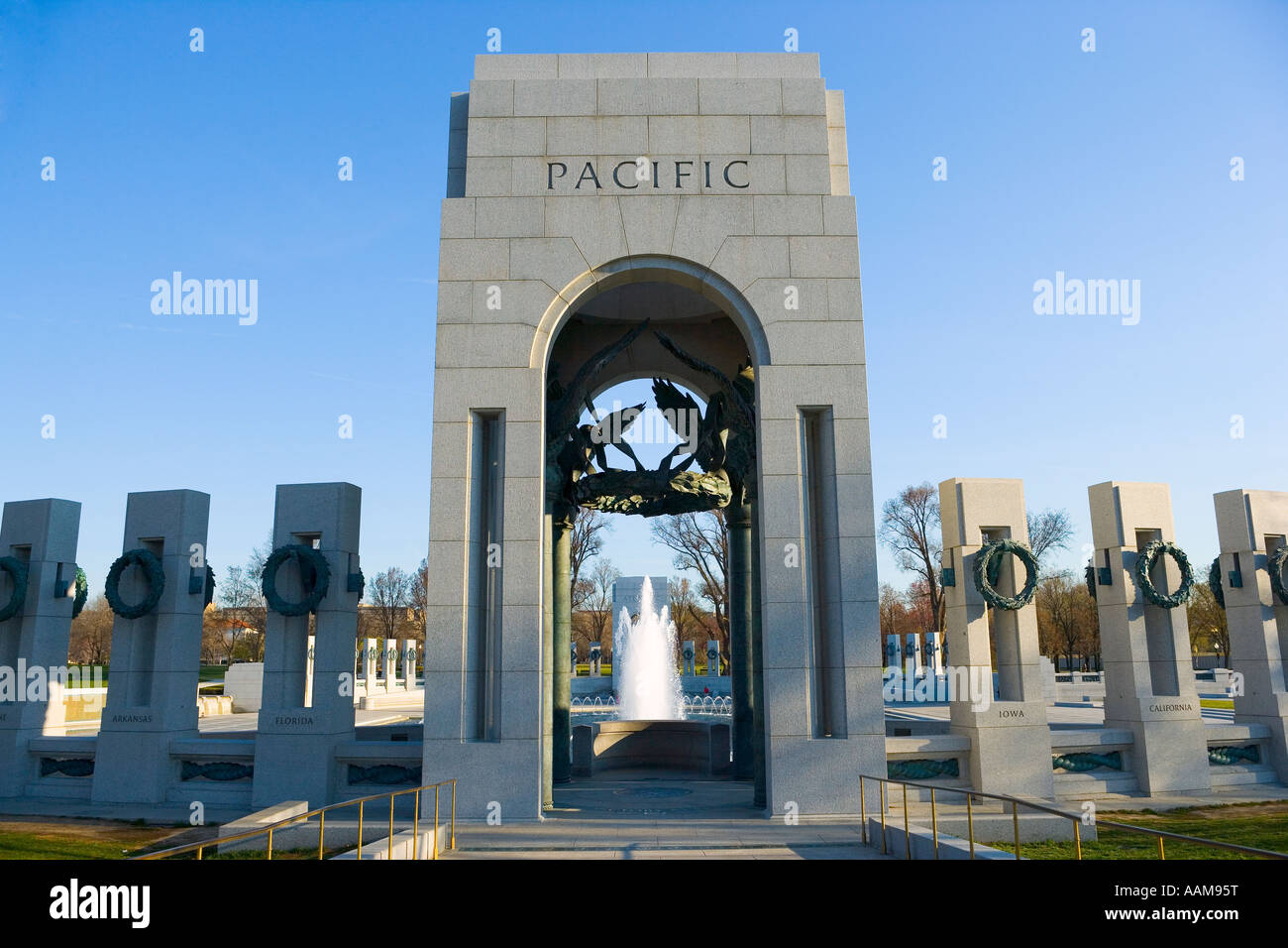 WORLD WAR II MEMORIAL Stock Photo - Alamy