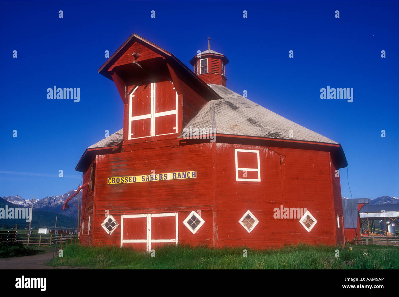 CROSS SABERS RANCH ROUND BARN WALLOWA VALLEY HELLS CANYON NATIONAL ...
