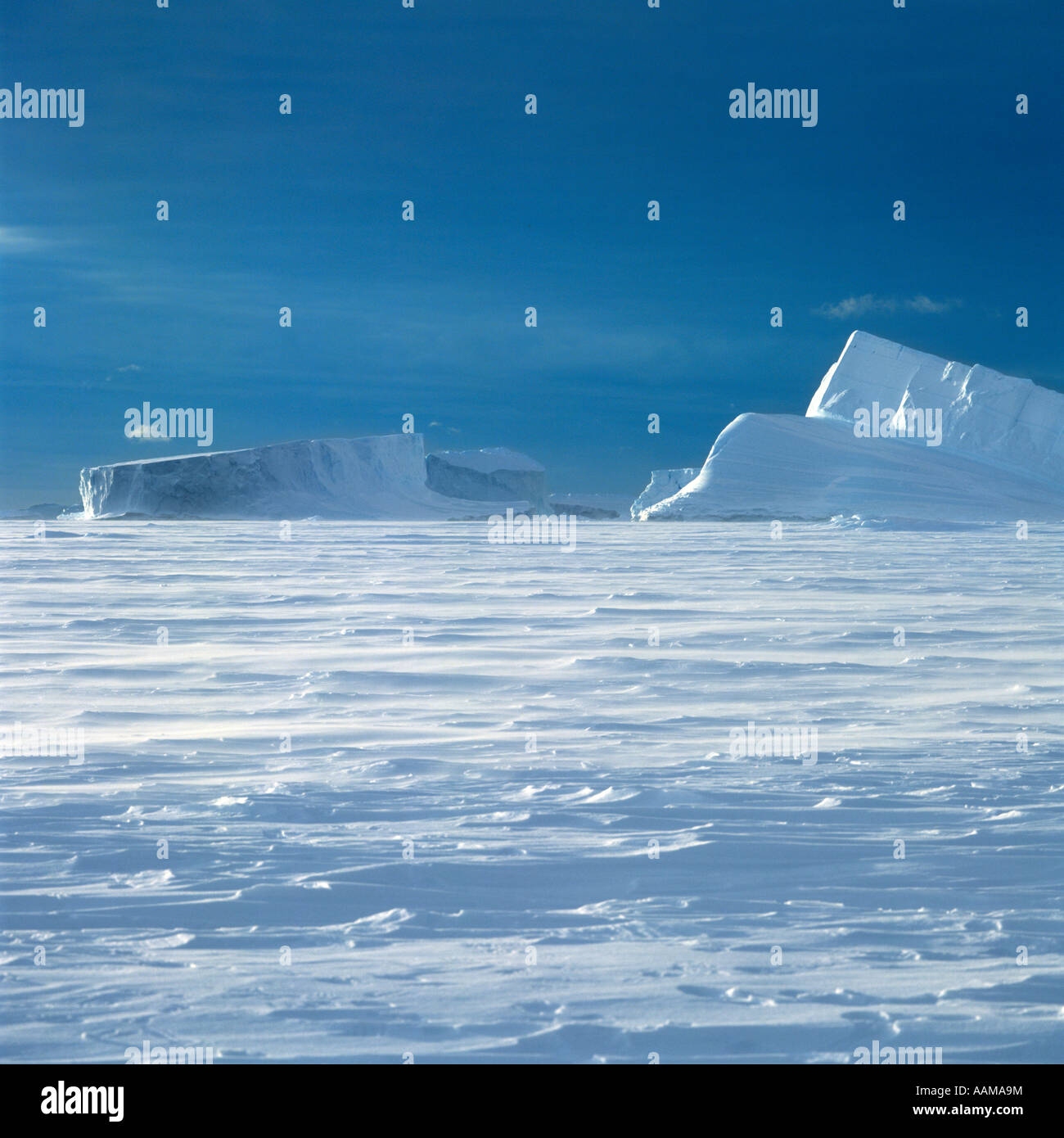 FAST ICE AND ICEBERGS ANTARCTICA Stock Photo - Alamy