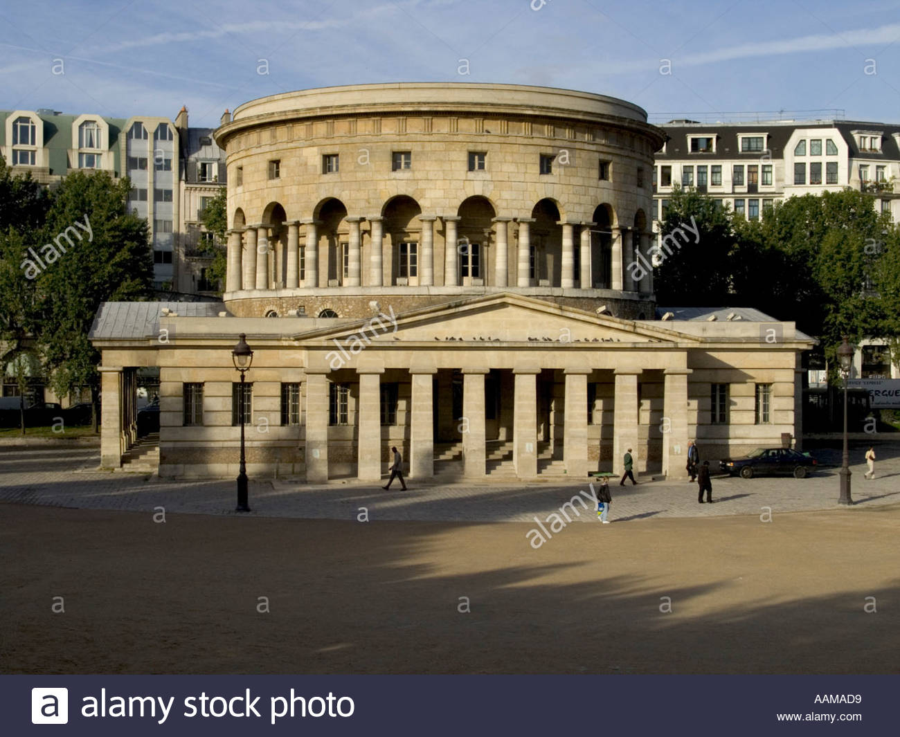Rotonde De La Villette Stock Photos & Rotonde De La Villette Stock ...