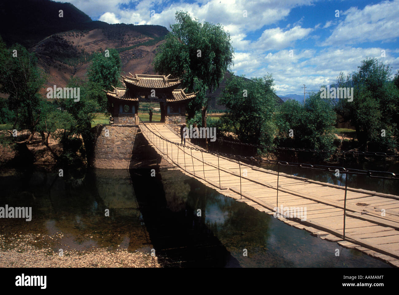 China yunnan province yangtze river hi-res stock photography and images ...