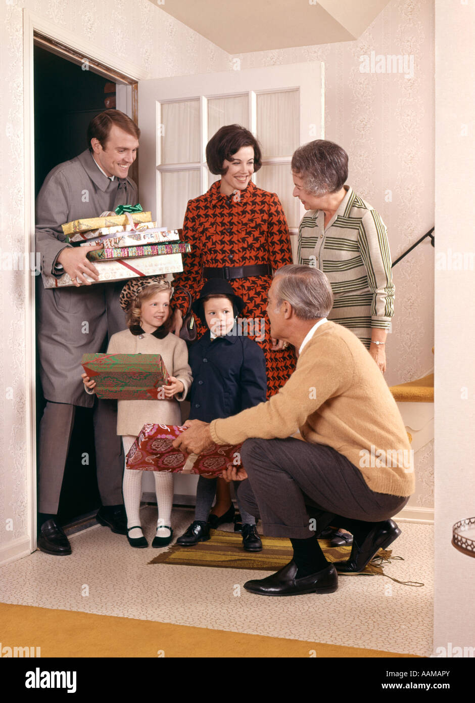 Christmas family nostalgia hi-res stock photography and images - Alamy