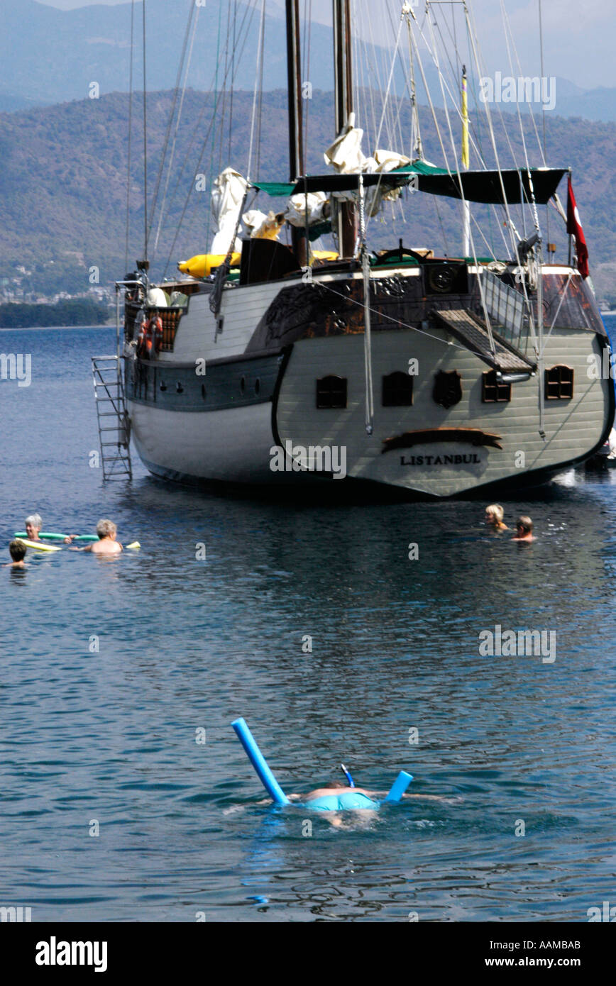 Swimming noodle boat hi-res stock photography and images - Alamy