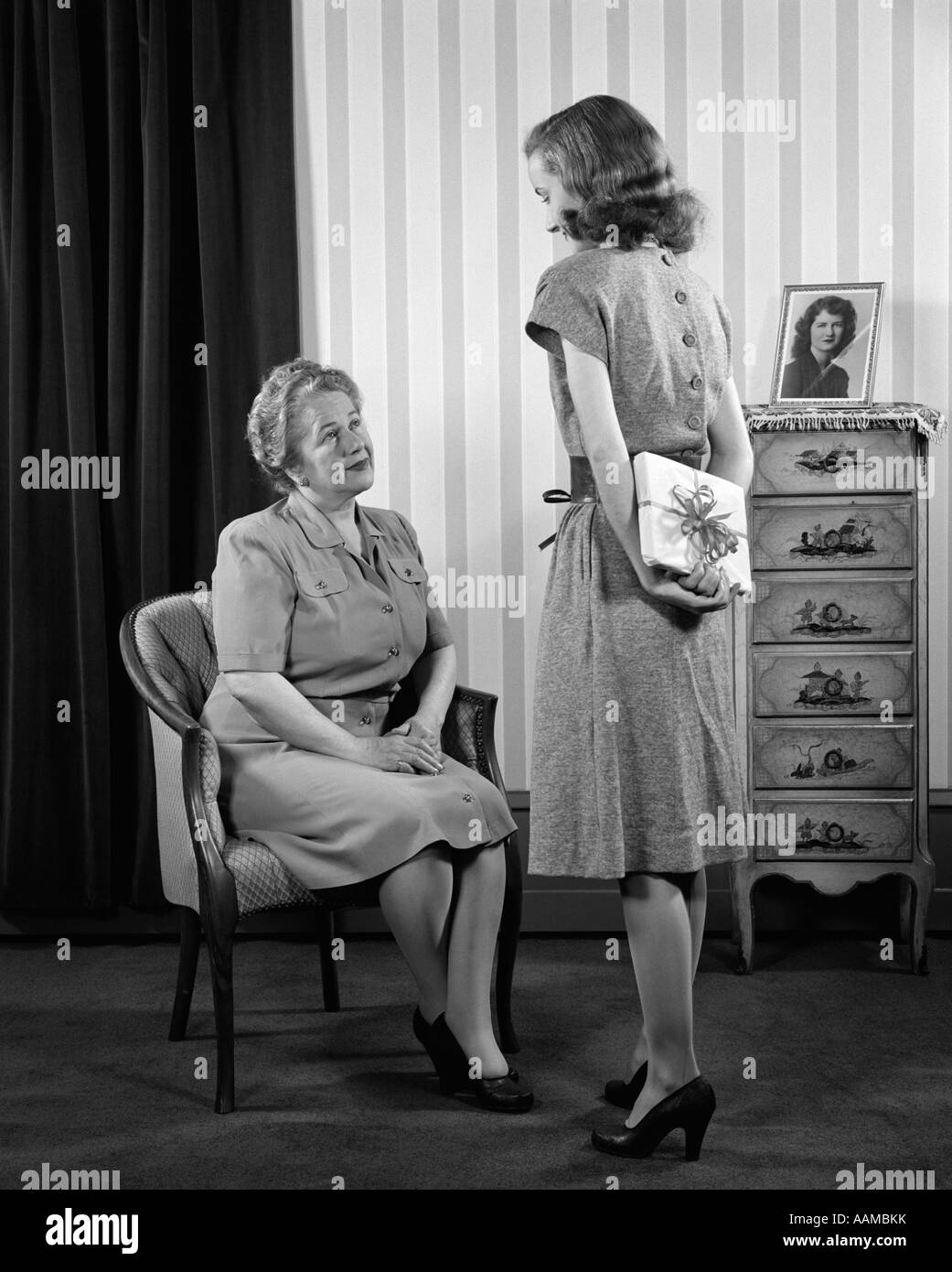 Mother Daughter Retro High Resolution Stock Photography and Images - Alamy