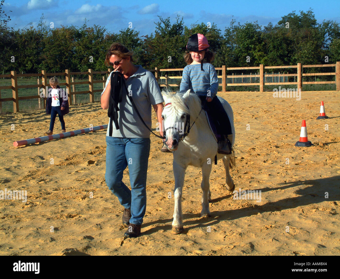 Pony riding lesson hi-res stock photography and images - Alamy