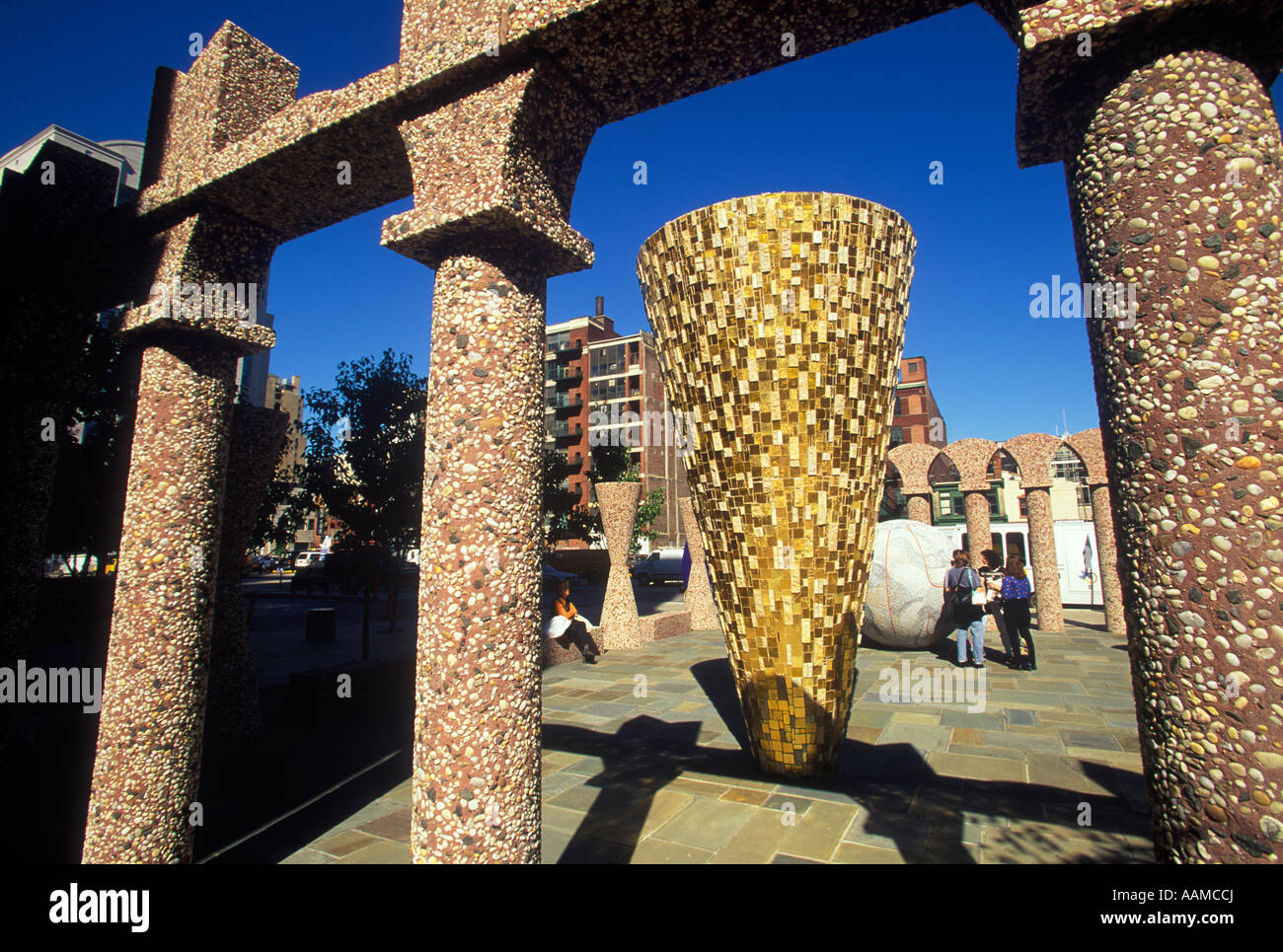 PHILADELPHIA PA ABSTRACT SCULPTURE IN WORLD PARK Stock Photo - Alamy