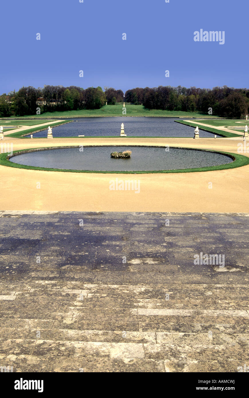 gardens chateau chantilly ile de france aisne picardy france Stock ...