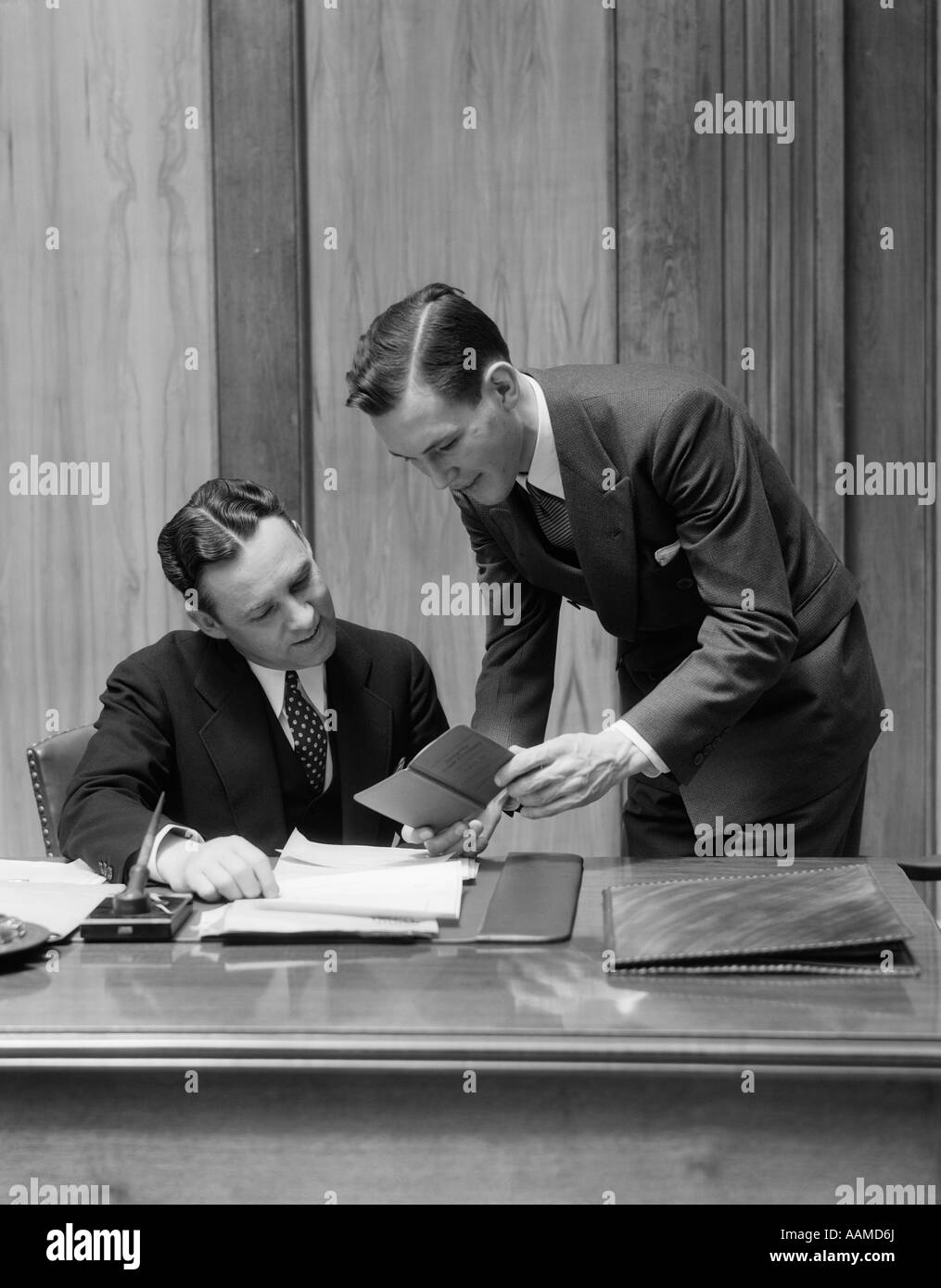 1930s retro man office desk hi-res stock photography and images - Alamy
