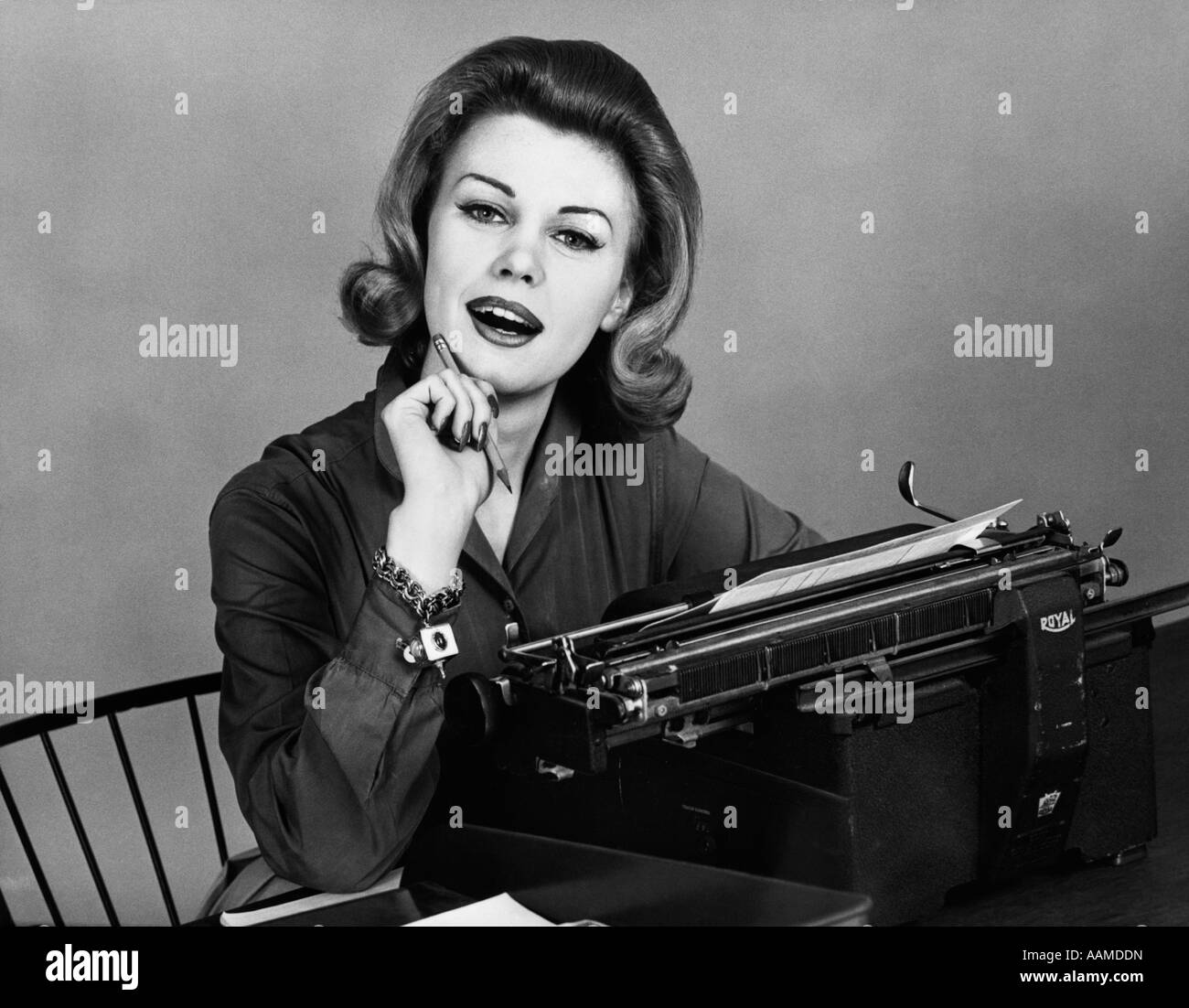 Secretary 1960s hi-res stock photography and images - Alamy