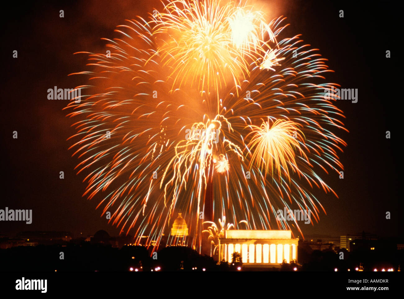 Dc fireworks hi-res stock photography and images - Alamy