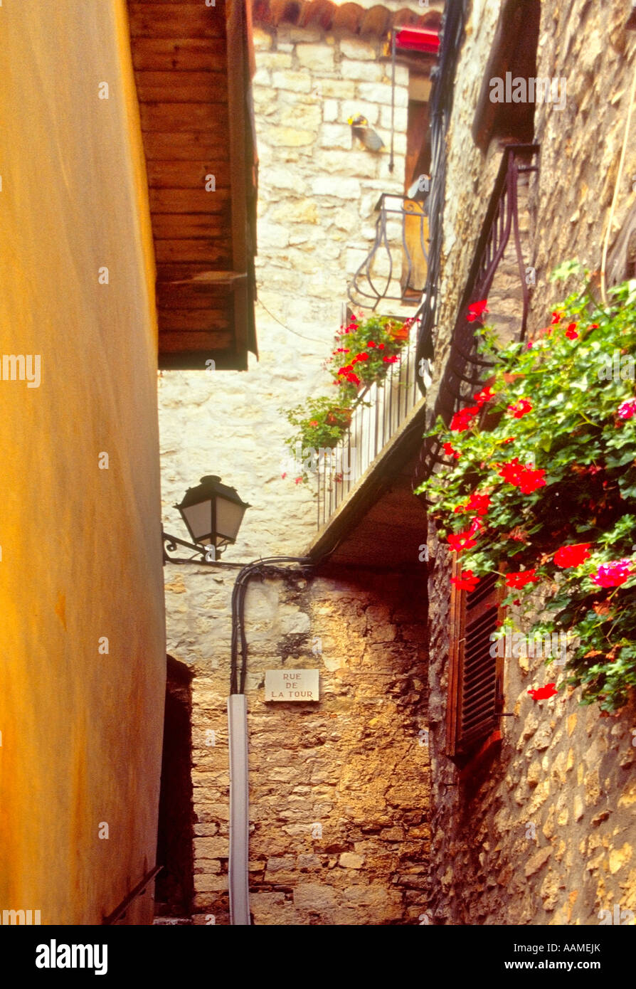 Perched medieval village peille hi-res stock photography and images - Alamy