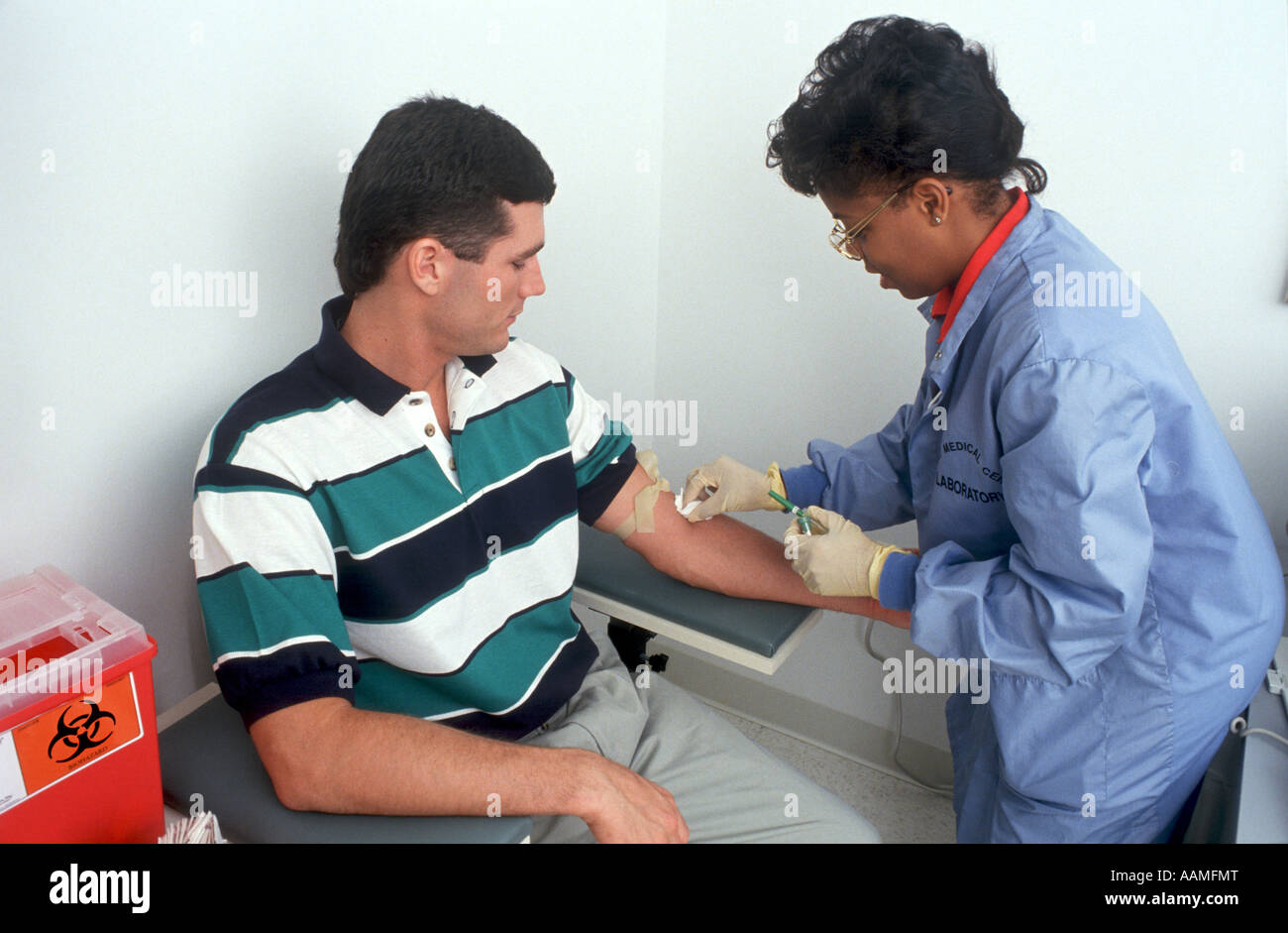 Blood draw adult High Resolution Stock Photography and Images - Alamy