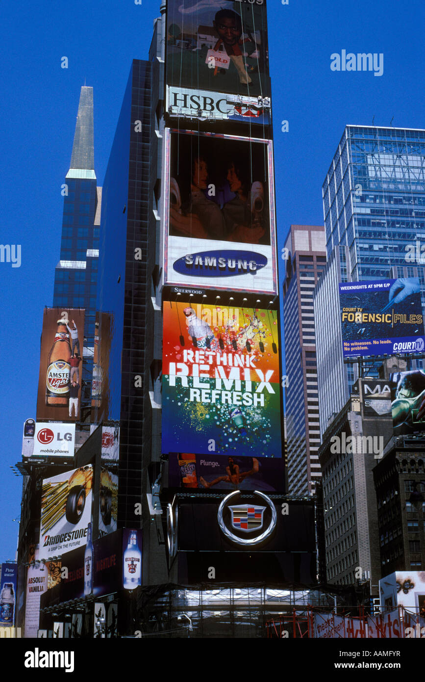 NEW YORK NEW YORK BILLBOARDS IN TIMES SQUARE Stock Photo - Alamy