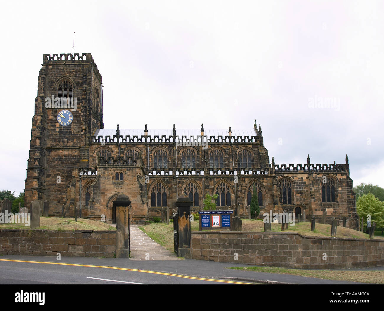 15th century church St Marys, Thirsk Stock Photo - Alamy