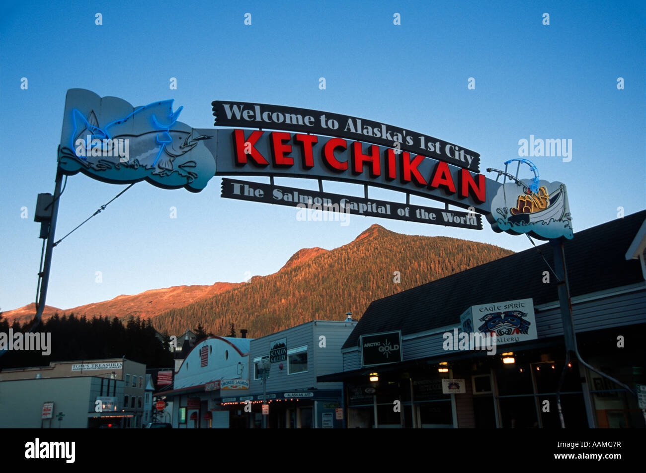 Welcome arch hi-res stock photography and images - Alamy