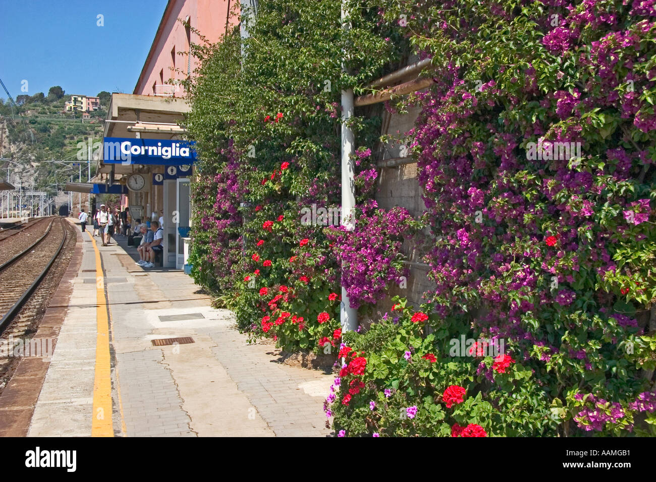 Station corniglia hi-res stock photography and images - Alamy