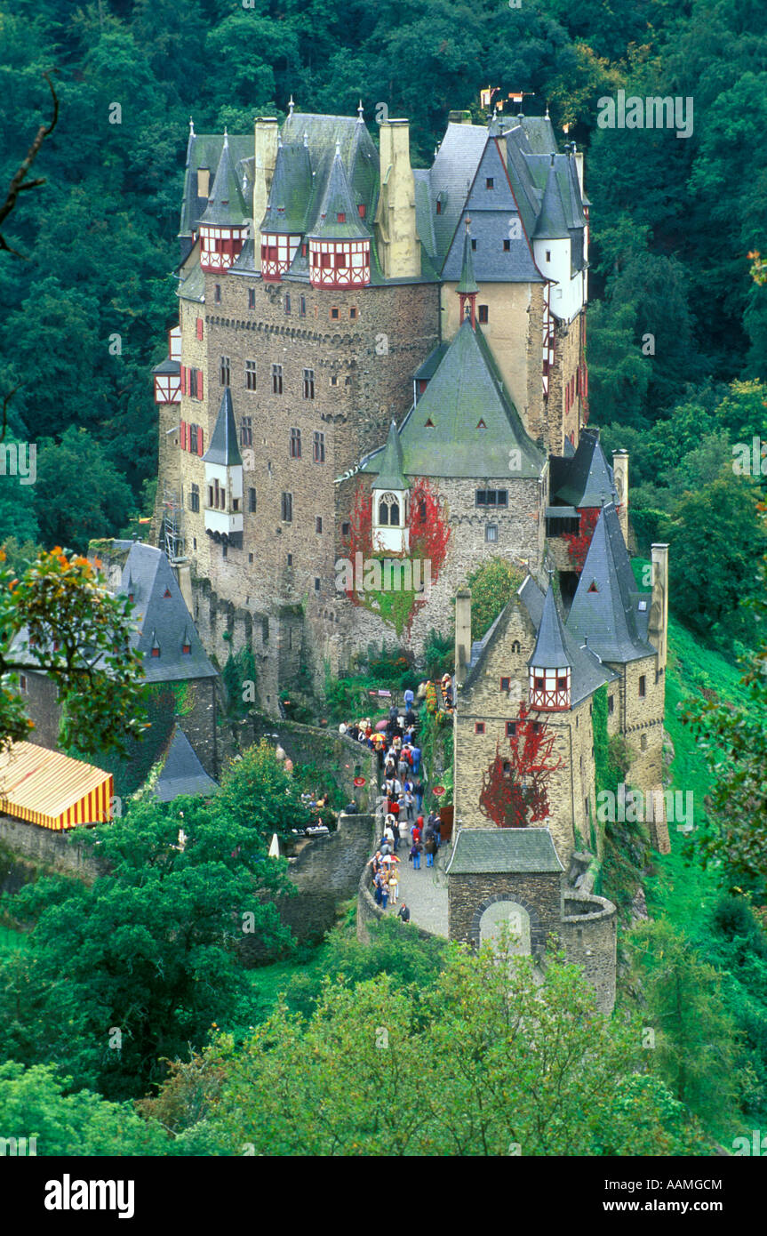 BURG ELTZ CASTLE MOSEL RIVER VALLEY GERMANY Stock Photo - Alamy
