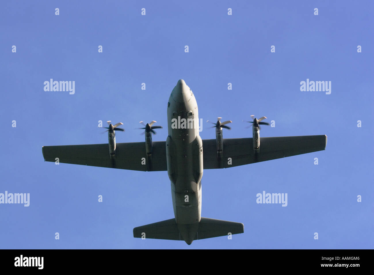 Lockheed Hercules C5 C 130j RAF Royal Air Force 47 ZH885 squadron based ...