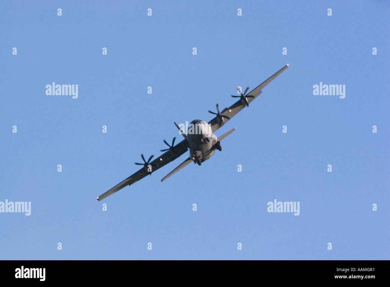 Lockheed Hercules C5 C 130j RAF Royal Air Force 47 ZH885 squadron based ...