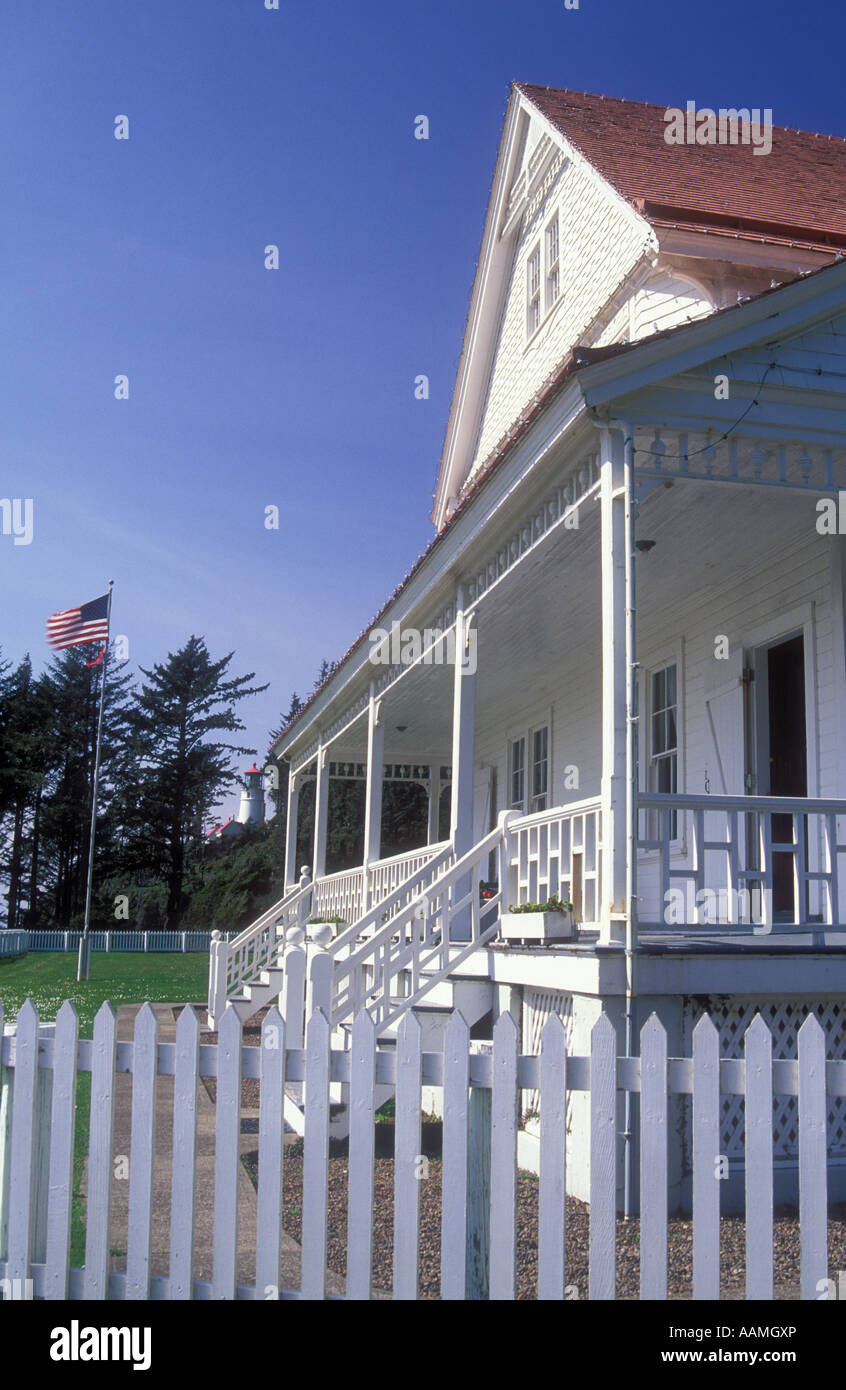 KEEPERS HOUSE HECETA HEAD LIGHTHOUSE BED AND BREAKFAST STATE PARK ...