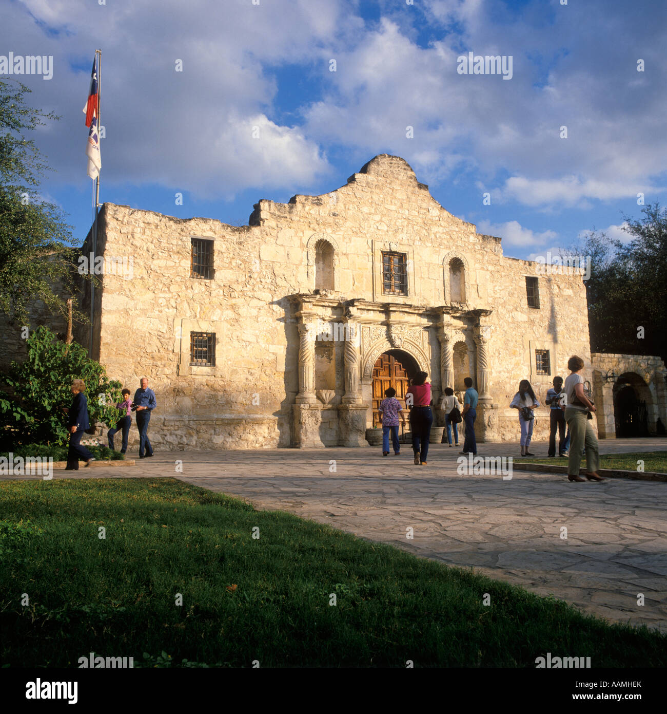 ALAMO AT SUNSET SAN ANTONIO TEXAS Stock Photo - Alamy