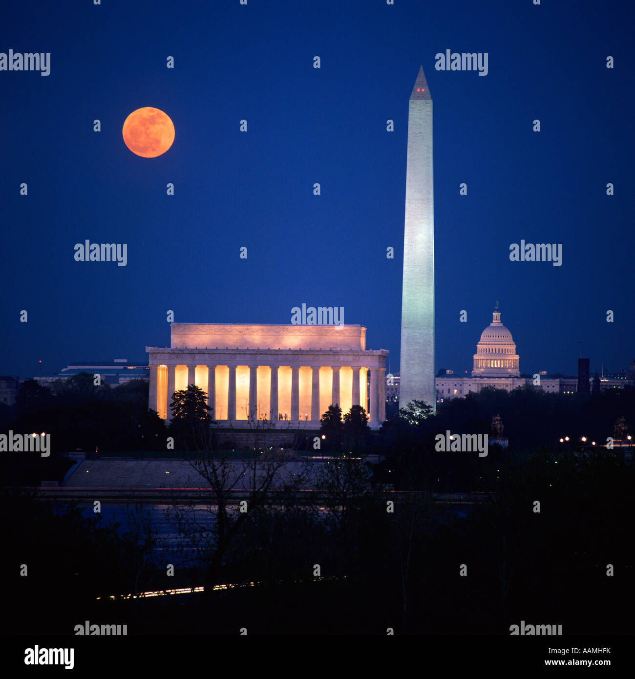 FULL MOON RISING OVER LINCOLN MEMORIAL WASHINGTON MONUMENT CAPITOL ...