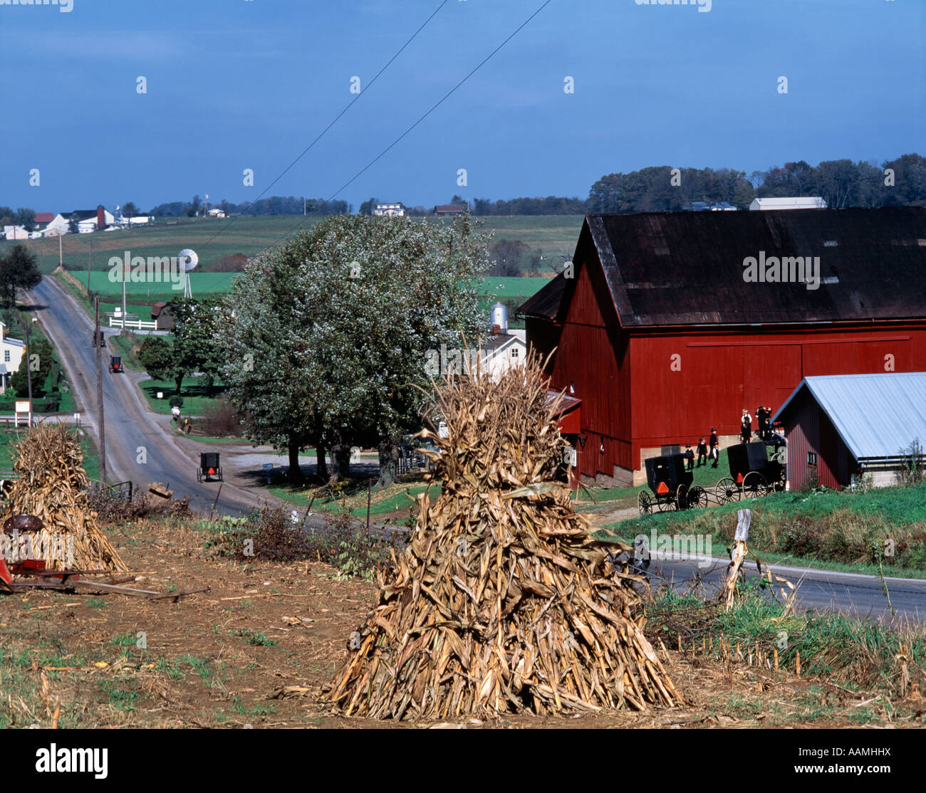 Amish landscapes hi-res stock photography and images - Alamy
