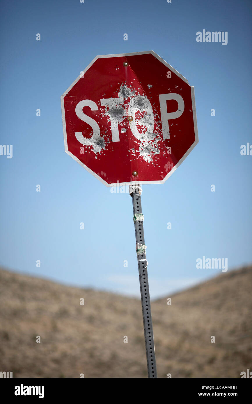 Stop sign usa target hi-res stock photography and images - Alamy