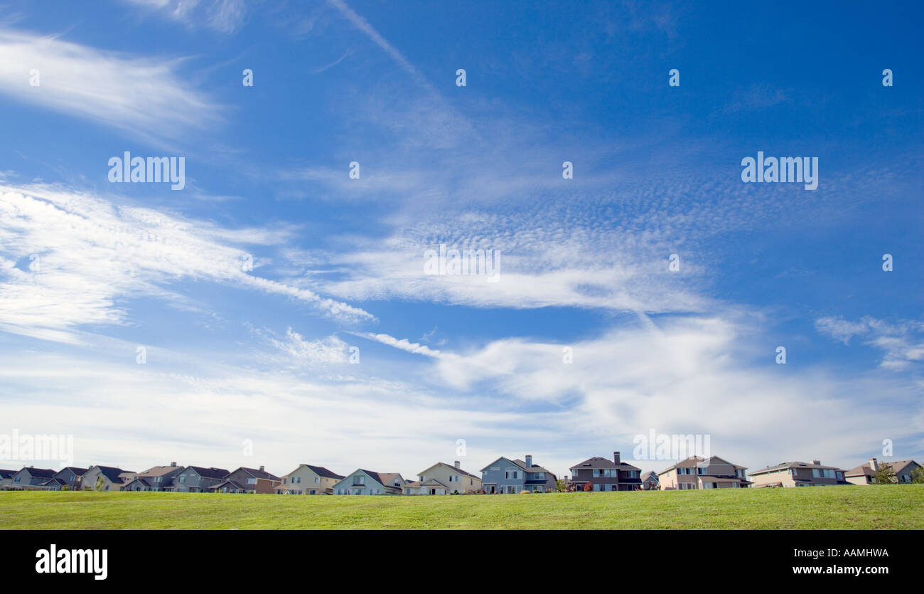 Repetitive row of houses hi-res stock photography and images - Alamy