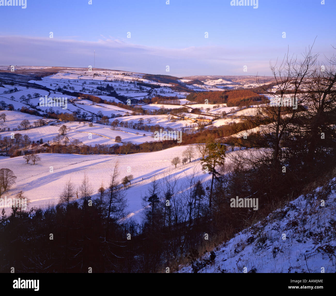 View of Bilsdale in winter snow, North York Moors, North Yorkshire ...