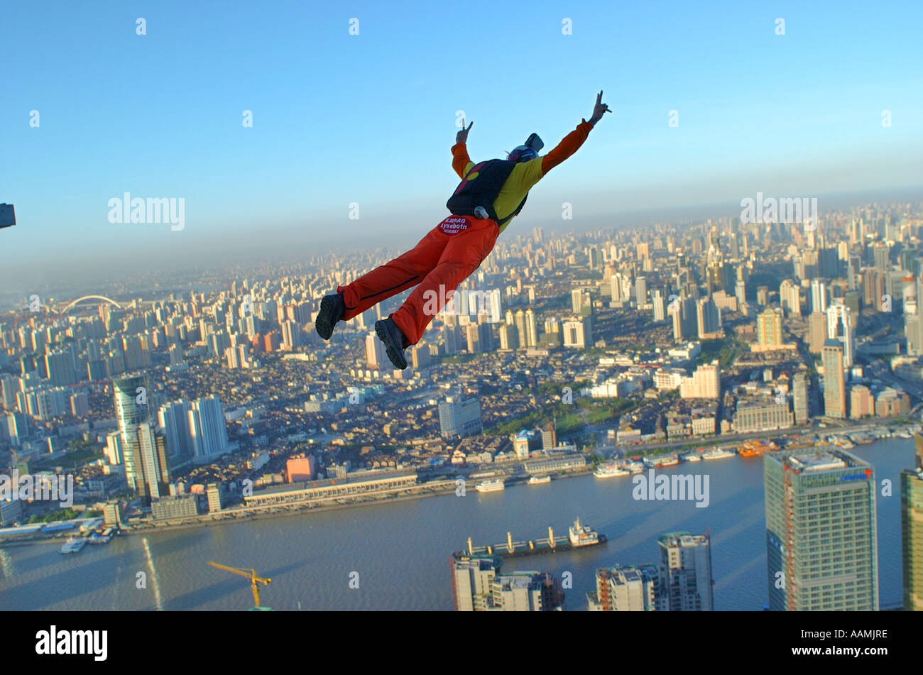 Basejumping hi-res stock photography and images - Alamy