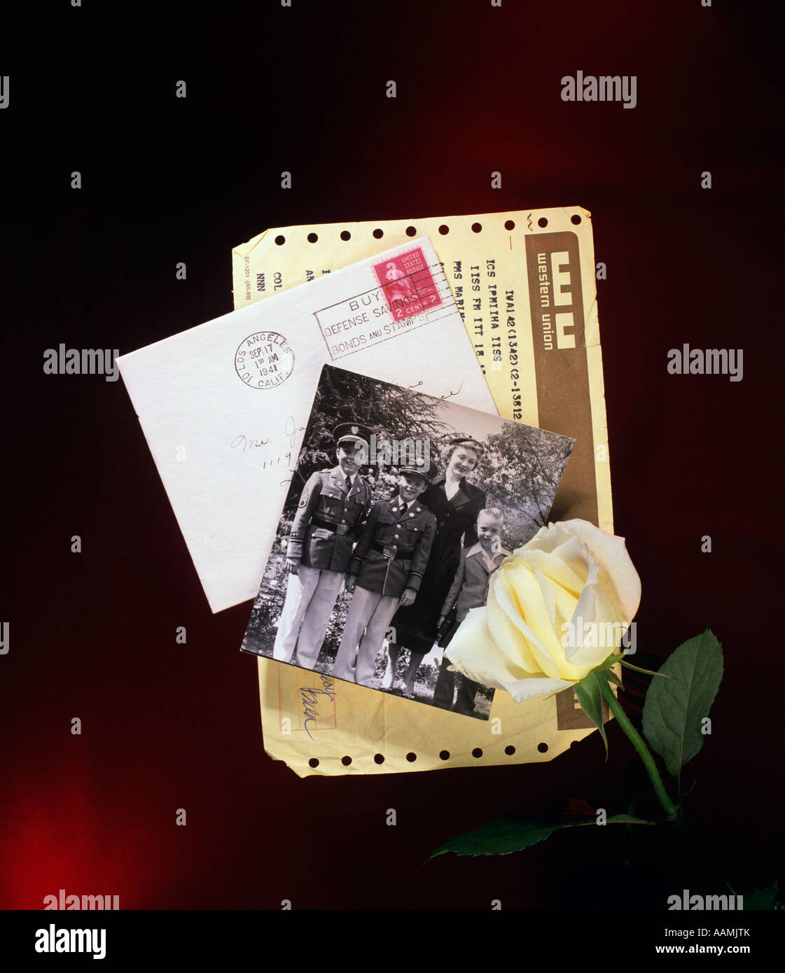 Telegram 1940s hi-res stock photography and images - Alamy