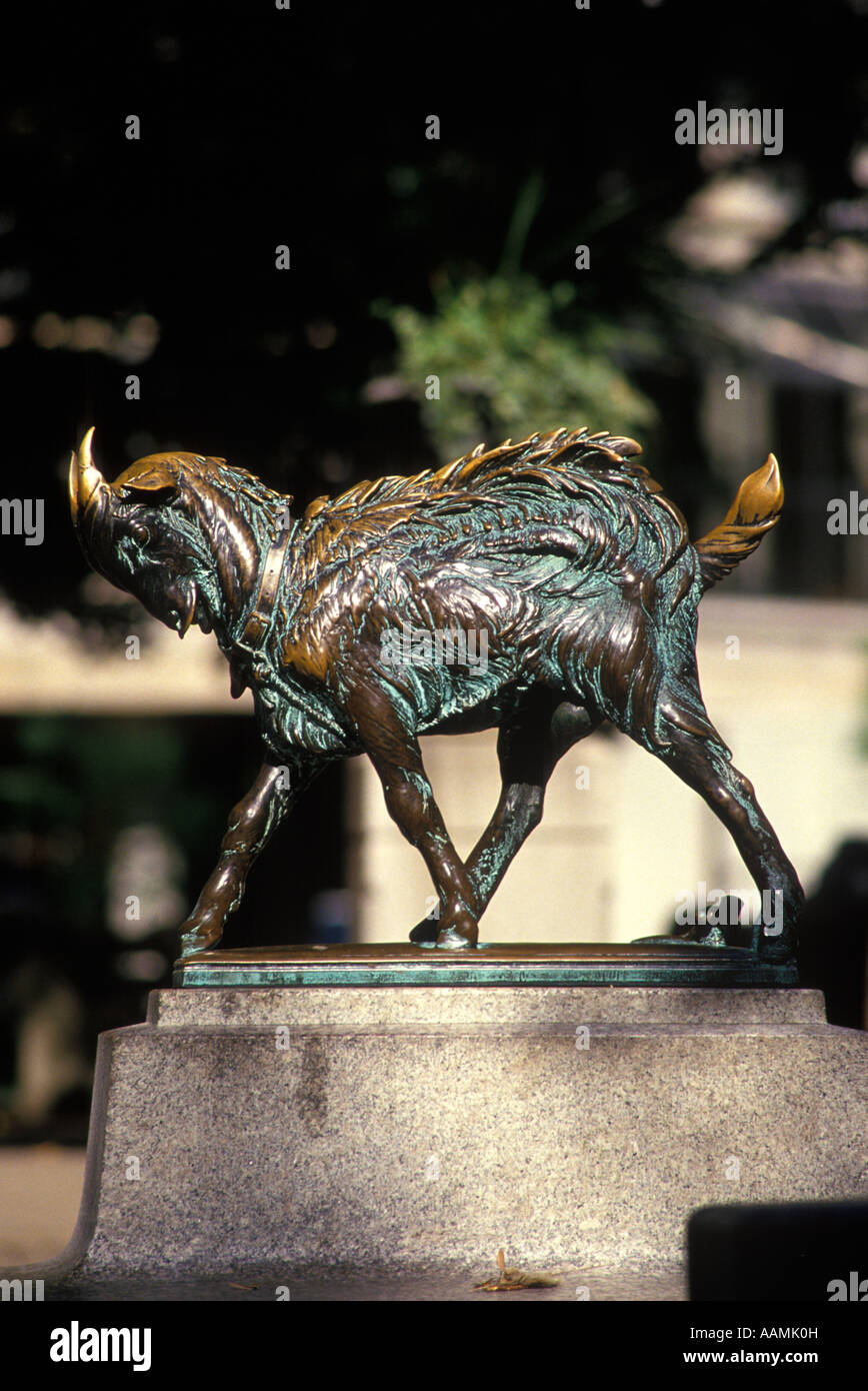 GOAT STATUE RITTENHOUSE SQUARE PHILADELPHIA PA Stock Photo - Alamy