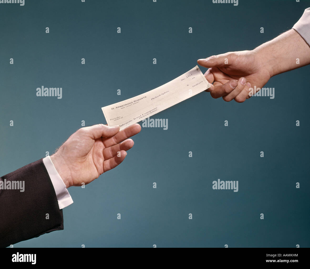 RETRO HANDS CHECK TRANSACTION MONEY EXCHANGE Stock Photo - Alamy