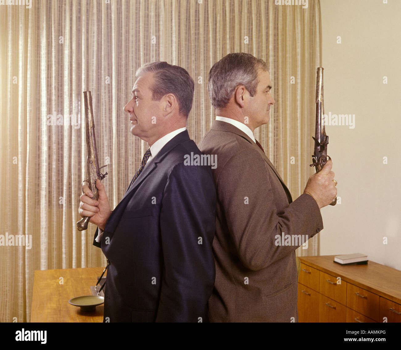 Duel pistols hi-res stock photography and images - Alamy