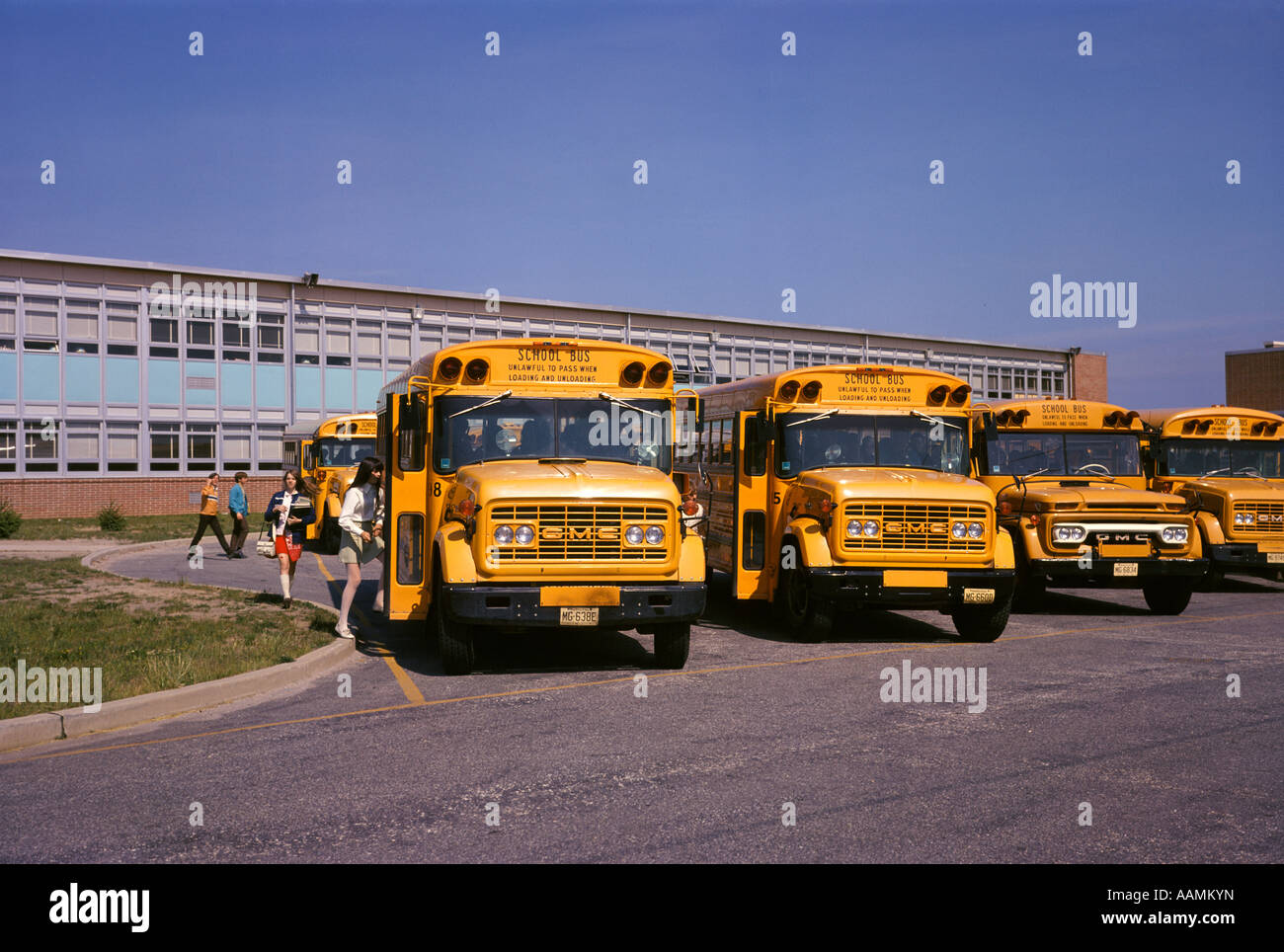 1970s school bus hi-res stock photography and images - Alamy