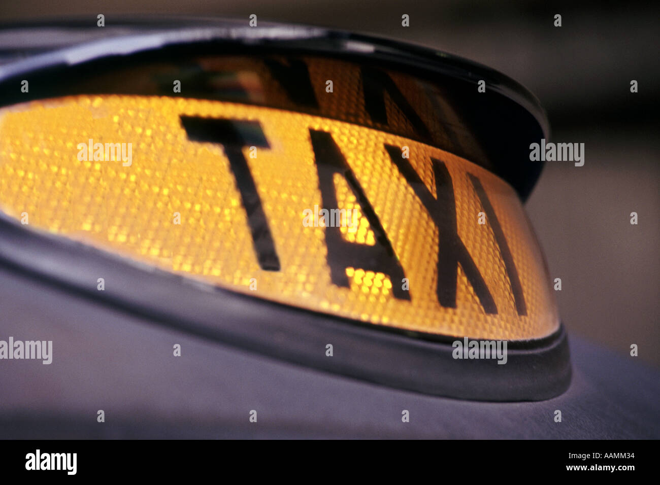 Transport for london sign hi-res stock photography and images - Alamy