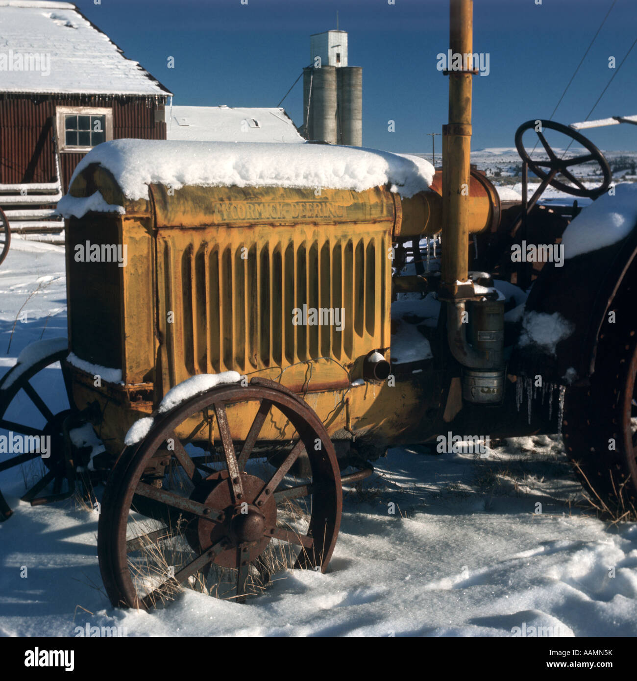 Mccormick deering tractor hi-res stock photography and images - Alamy